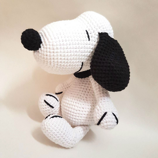 Ravelry: Snoopy pattern by Natali KNV