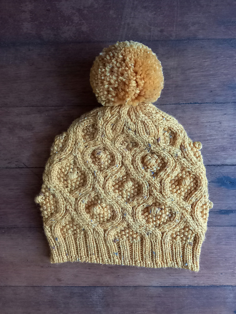 Ravelry: Wild Honey Hat pattern by BurraKnits