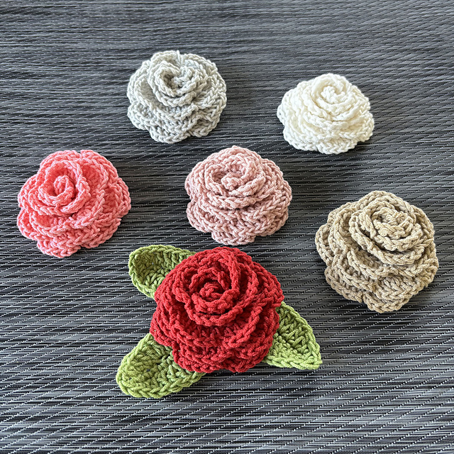 Ravelry: Cottage Garden Rose pattern by Natalie Lviv