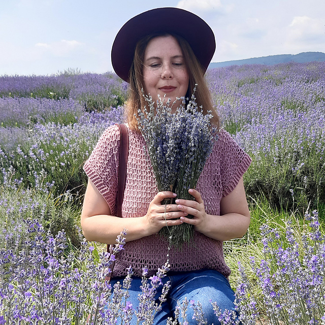 Ravelry: Lavender top pattern by Natalie Lviv