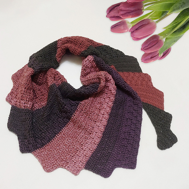 Ravelry: Purple Shawl Dragon Tail pattern by Natalie Lviv