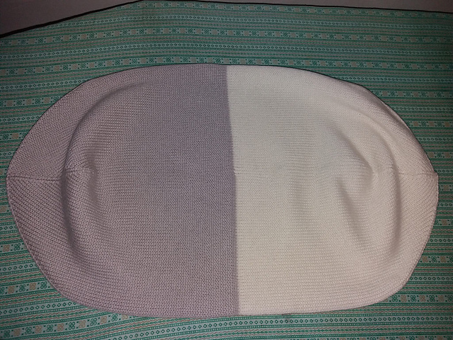 Ravelry: Natha-li's Two-side hat
