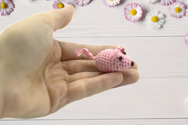 Ravelry: Miniature mouse pattern by Natalia Olkhovik