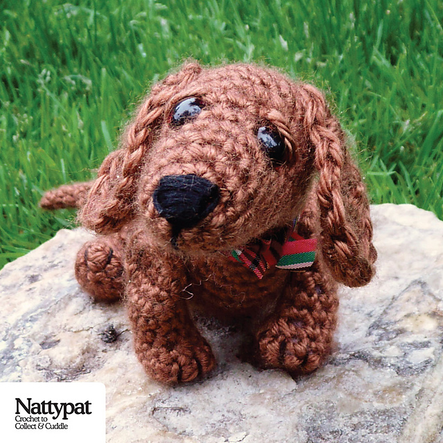 Ravelry: Dudley the Dachshund pattern by Natalie Gagnon
