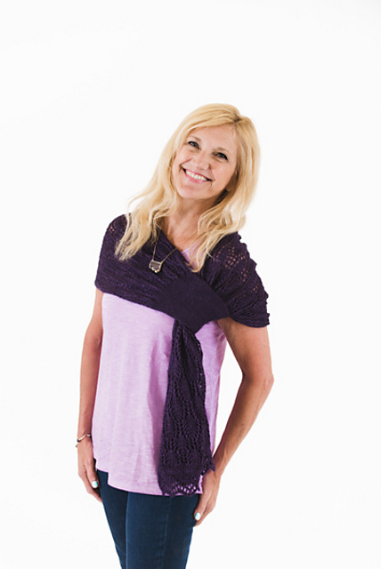 Ravelry: Amethyst Keyhole Wrap pattern by Nazanin S. Fard