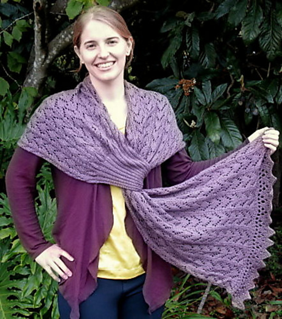 Ravelry: Fuchsia Keyhole Wrap pattern by Nazanin S. Fard