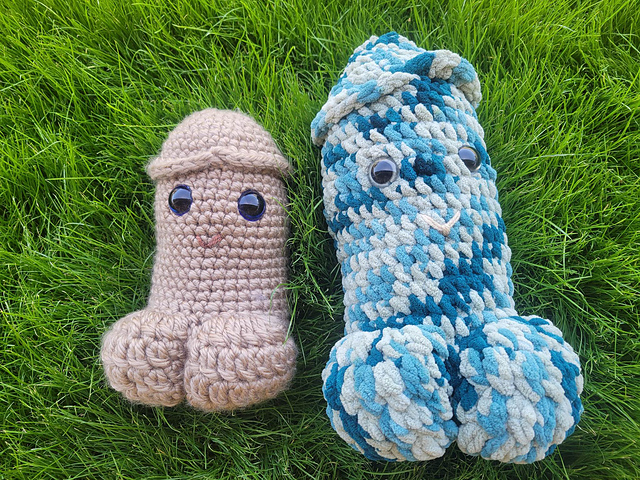 Ravelry: No Sew Pecker pattern by Knotty but Nice Design