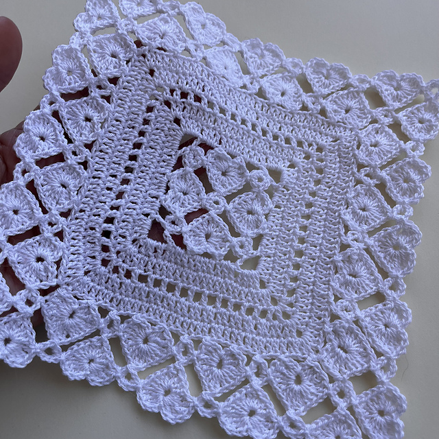 Ravelry: Noughts and Hearts Doily pattern by Lisa Hounshell