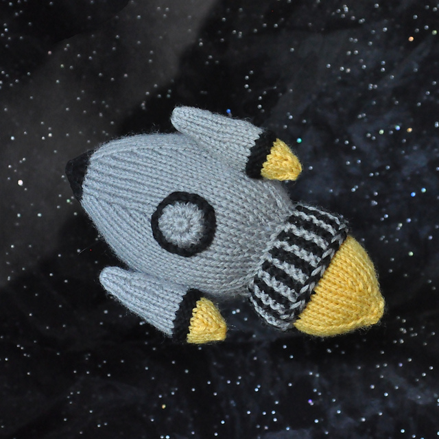 Ravelry: Knit Rocketship pattern by NeedleNoodles