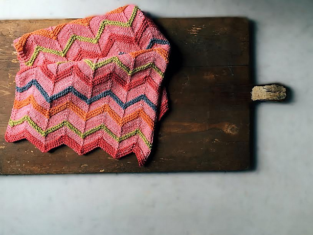 Ravelry: Cheve pattern by NellKnits
