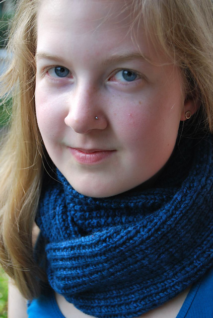 Ravelry: Double Twist pattern by NellKnits