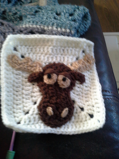 Ravelry: Moose Appliqué pattern by Nancy Toner