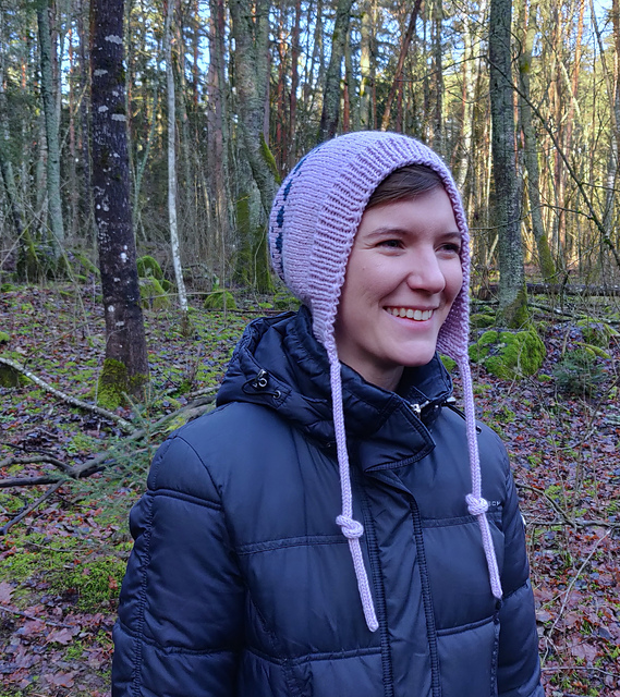 Ravelry: Blueberry Bonnet pattern by Nelly Wieselgren
