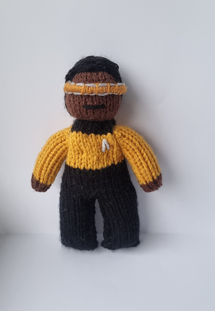 Ravelry: Geordi La Forge (Star Trek) pattern by Nerd Knitting