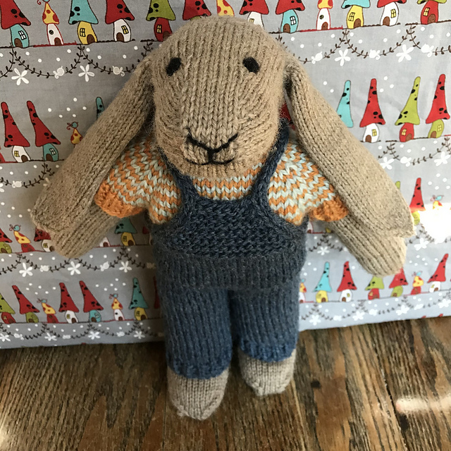 Ravelry: Sock Bunny pattern by Nessa Stockard