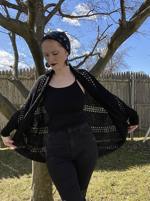 Ravelry: Goth Granny Shrug pattern by Nessas Knots