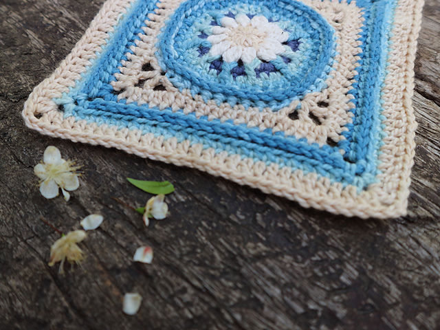 Ravelry: Arcelia Square pattern by Hooked on Sunshine
