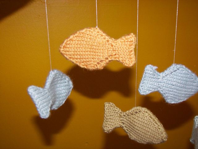 Ravelry: Fishy Mobile pattern by Nettle Knits
