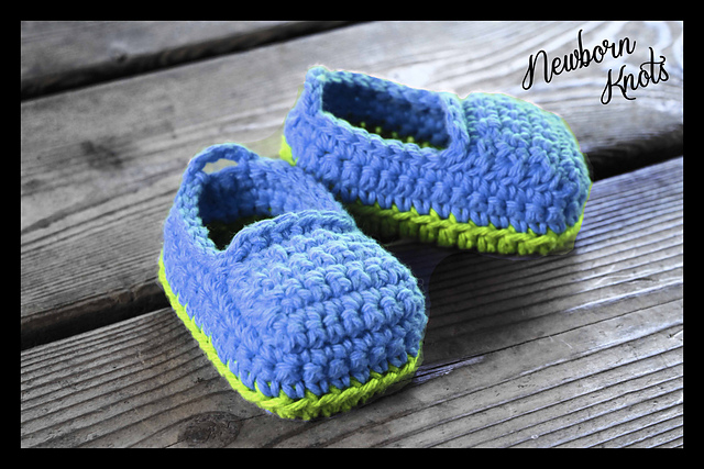 Ravelry: Boys or Girls Easy Slip on Shoes. #29 pattern by Amanda Chapman