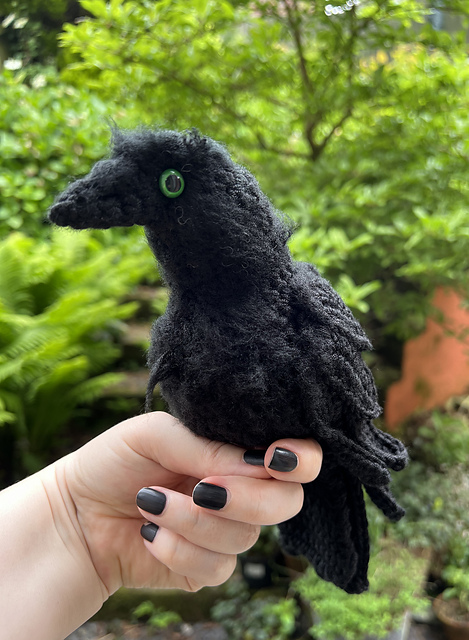Ravelry: Emotional support raven pattern by Nicola Cocksedge