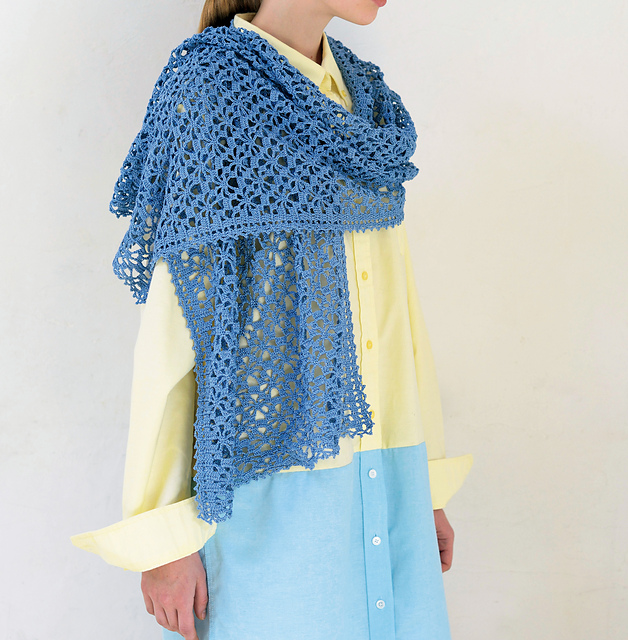 Ravelry: Blue Shawl pattern by Yoko Hatta (風工房)