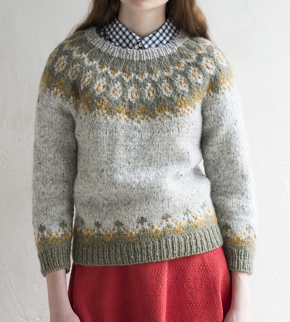 Ravelry: #9 Lopi Sweater pattern by Hitomi Muto(武藤比富）