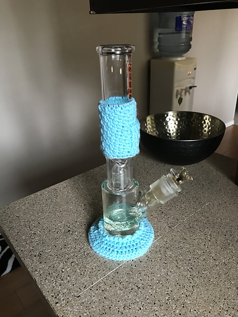 Ravelry: Bong set pattern by Colette Kosik