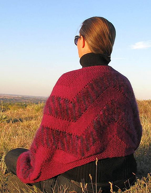 Ravelry: Beartooth Wrap pattern by Daniela Nii