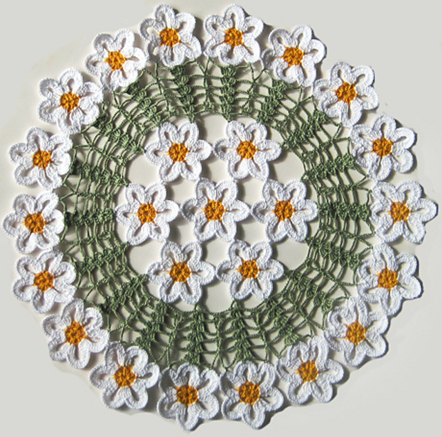 Ravelry: Multifloral Centerpiece pattern by Elizabeth Hiddleson