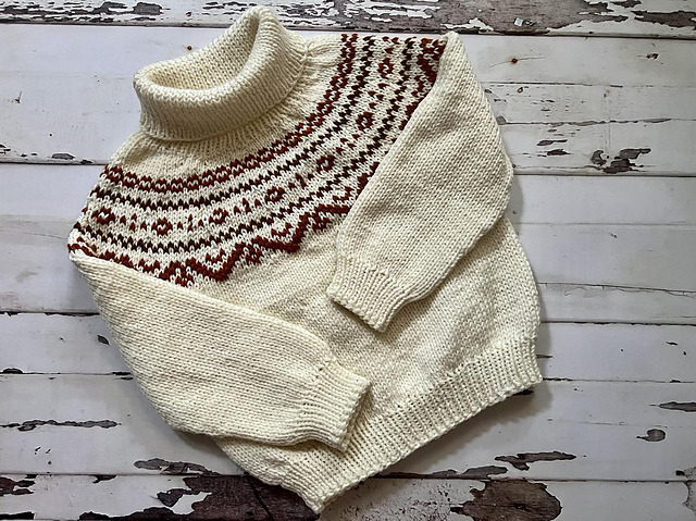 Ravelry: Bellami Kid Pullover pattern by Nikolett Corley Designs