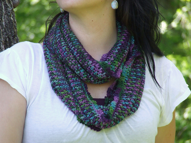 Ravelry: Lydia's Cowl pattern by Julia Wardell