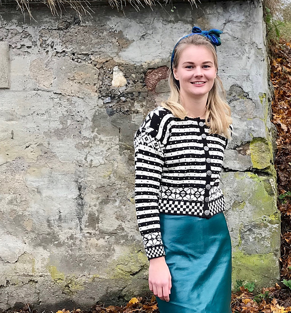 Ravelry: Fana festfin pattern by Nina Granlund Sæther