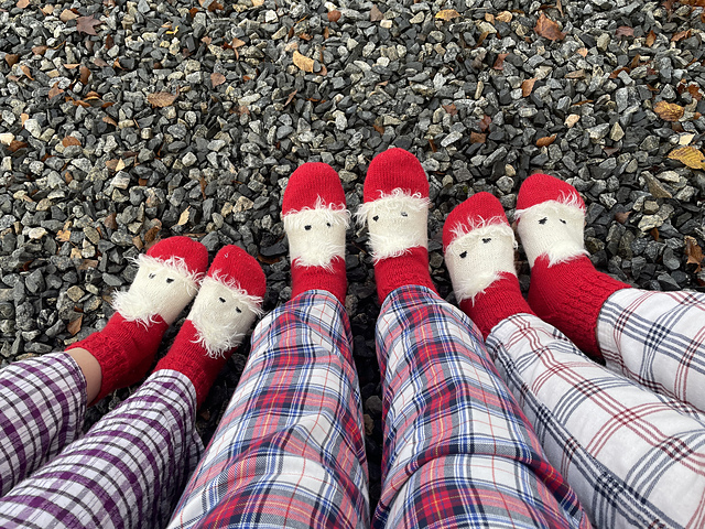 Ravelry: Freakin' Santa Socks pattern by Nina Verde