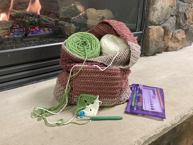 Ravelry: Take-a-Long Arm Bag pattern by Dawn M Castillo