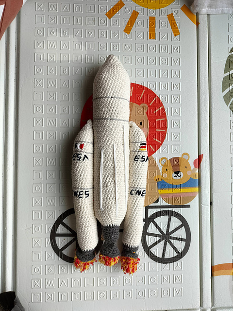 Ravelry: Ariane 5 pattern by Inuit Crochet