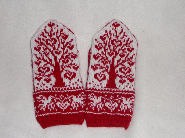 Ravelry: Tree of Love pattern by Natalia Moreva