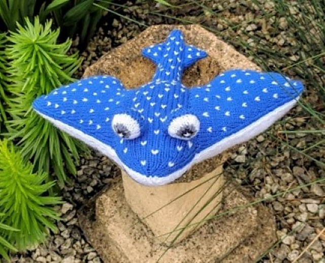 Ravelry: Mr Ray the Stingray pattern by Nicola Riley