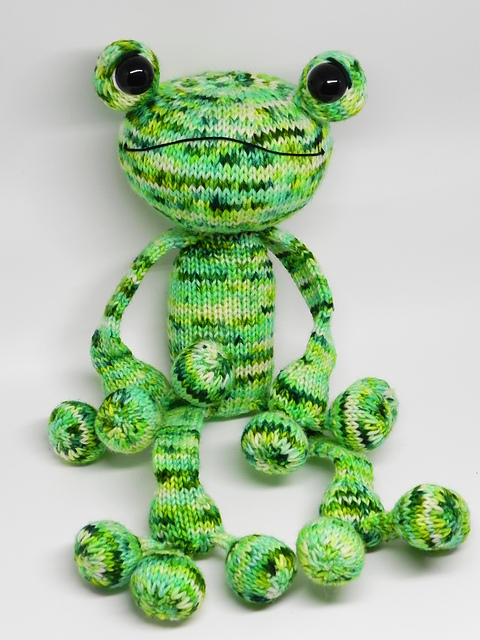 Ravelry: Figaro pattern by Susan Claudino