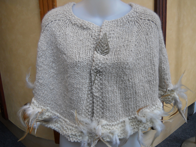 Ravelry: Feathered pattern by Linda Daniels