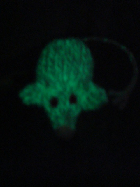 Ravelry: NyanPon's Bioluminescent Lab Rat