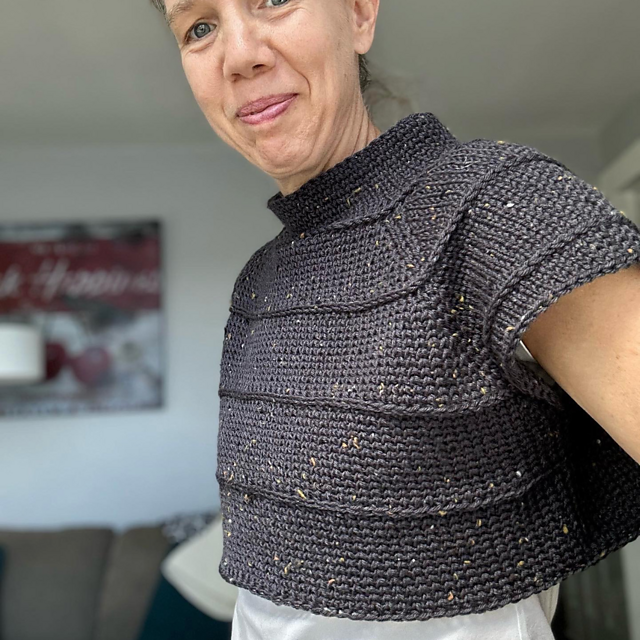 Ravelry: Wildcoast Raglan pattern by Christine Patterson