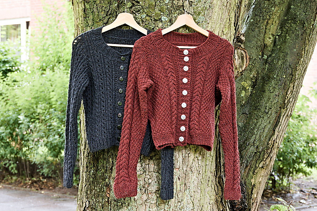 Ravelry: Anna van Helsing Cardigan pattern by Anna Lange