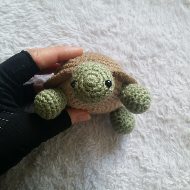 Ravelry: Tortue terrestre amigurumi pattern by Odile Masson