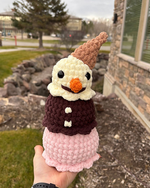 Ravelry: Crochet Ice Cream Snowman pattern by Okey Dokeys