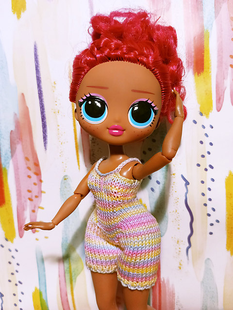 Ravelry: Summer jumpsuit for LOL OMG doll pattern by Olga Lutsik