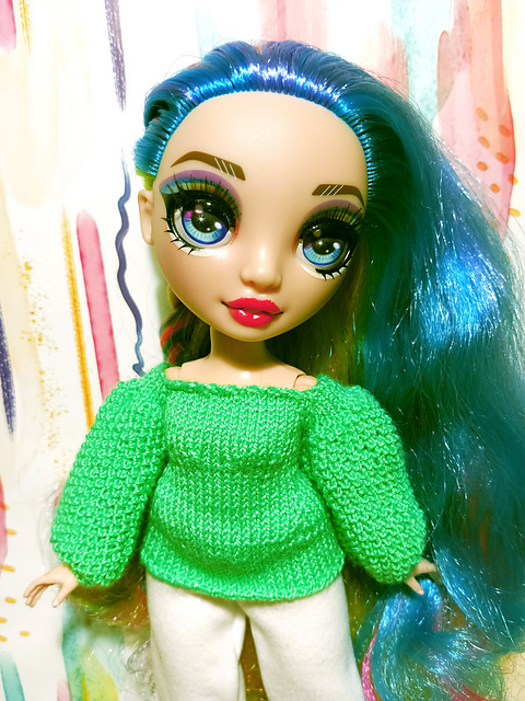 Ravelry: Puff Sleeve Pullover for Rainbow High doll pattern by Olga Lutsik
