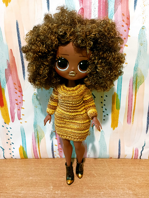 Ravelry: Autumn Striped Dress for LOL OMG doll pattern by Olga Tarnavska
