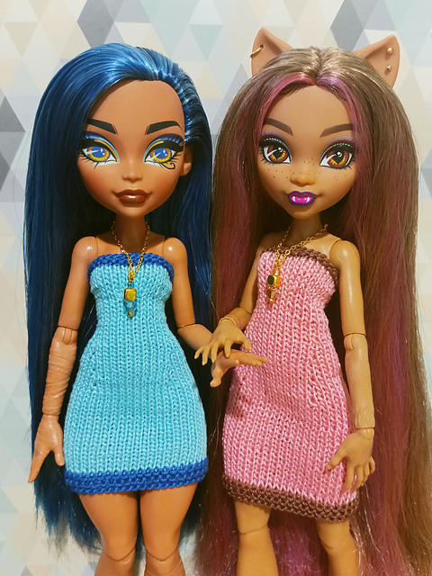 Ravelry: Sleeveless Simple Dress for Monster High G3 dolls pattern by ...