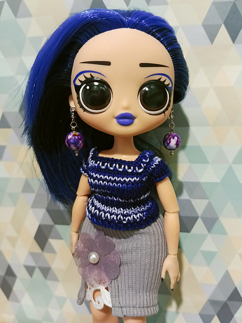 Ravelry: Basic T-Shirt for LOL OMG dolls pattern by Olga Tarnavska