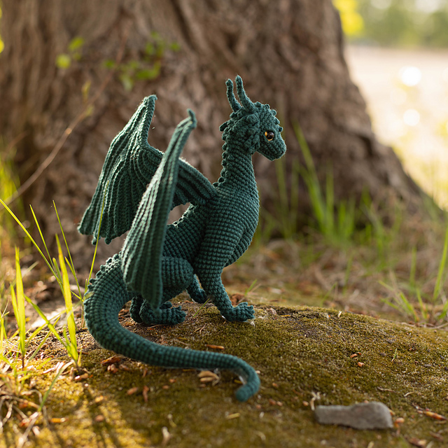 Ravelry: Dragon pattern by Olya Samoseienko